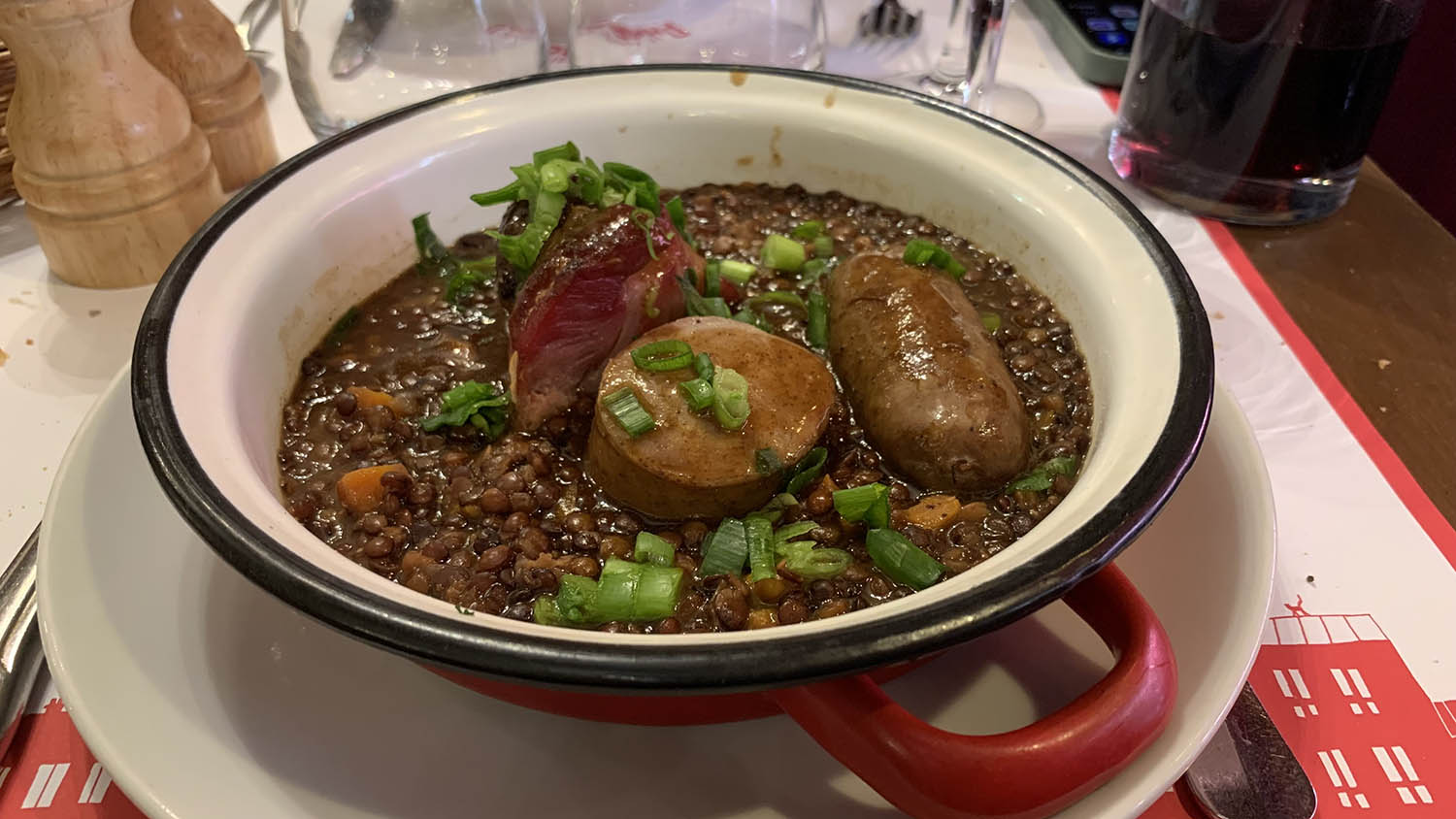 Bouillons de Paris: 7 restaurants offering a unique experience at low ...